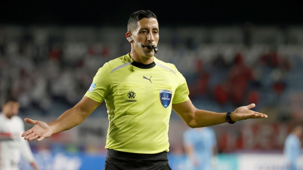 Yael Falcón Pérez debuta en el Mundial 2026: qué partido dirigirá ...